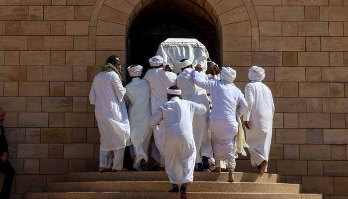 Prince Karim Aga Khan (1936 – 2025) laid to rest in Aswan – Watani